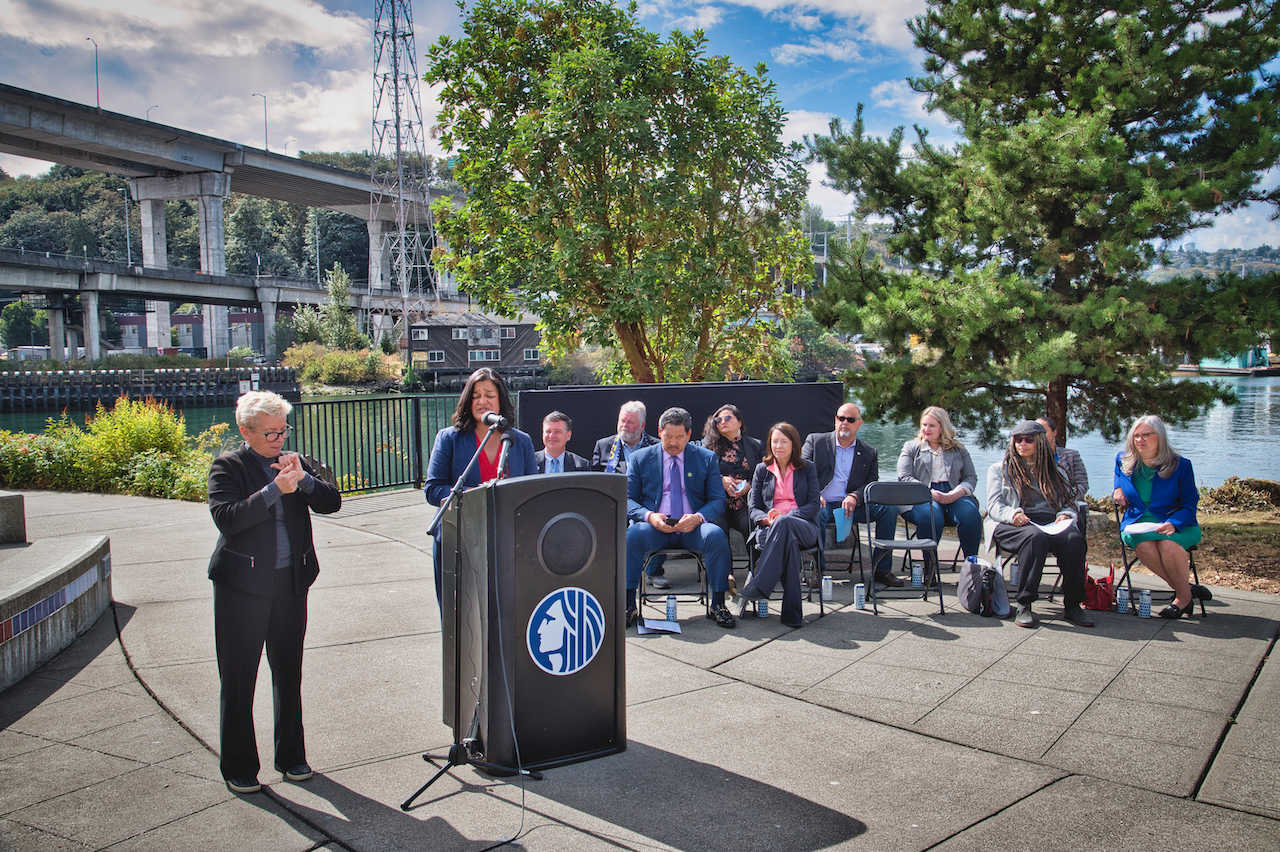 Mayor Harrell, Sen. Cantwell, Rep. Jayapal, tribes, dignitaries ...